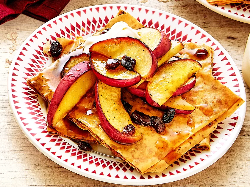 Apple pie filo tart with custard and cream