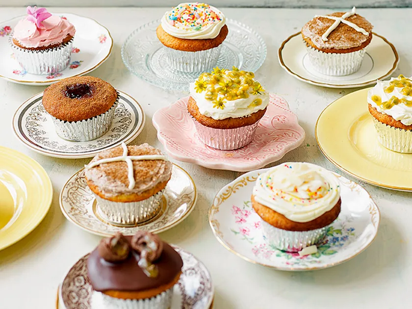 Basic cupcakes with buttercream icing