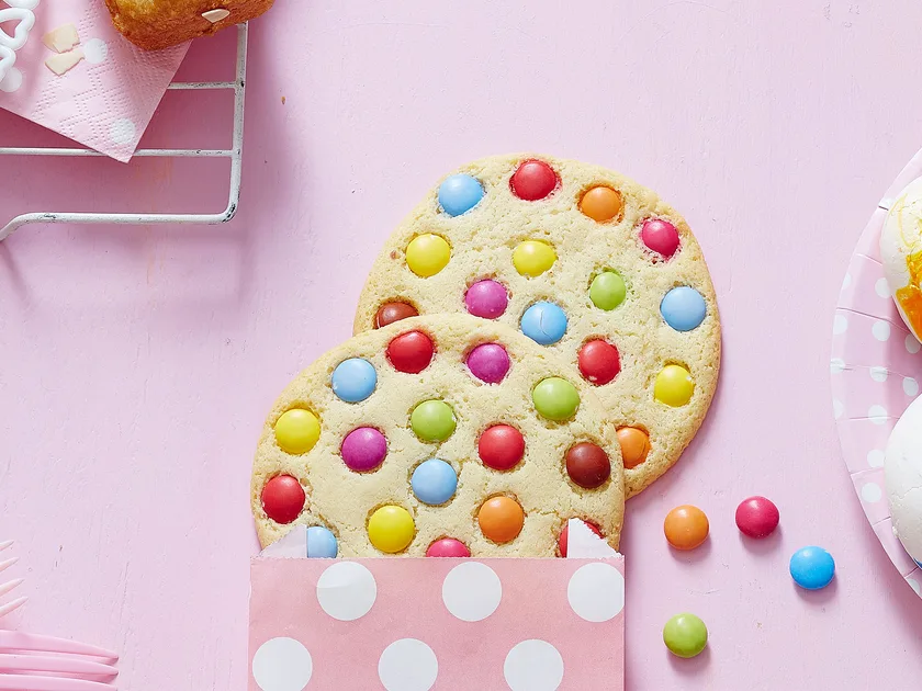 Giant freckle cookies