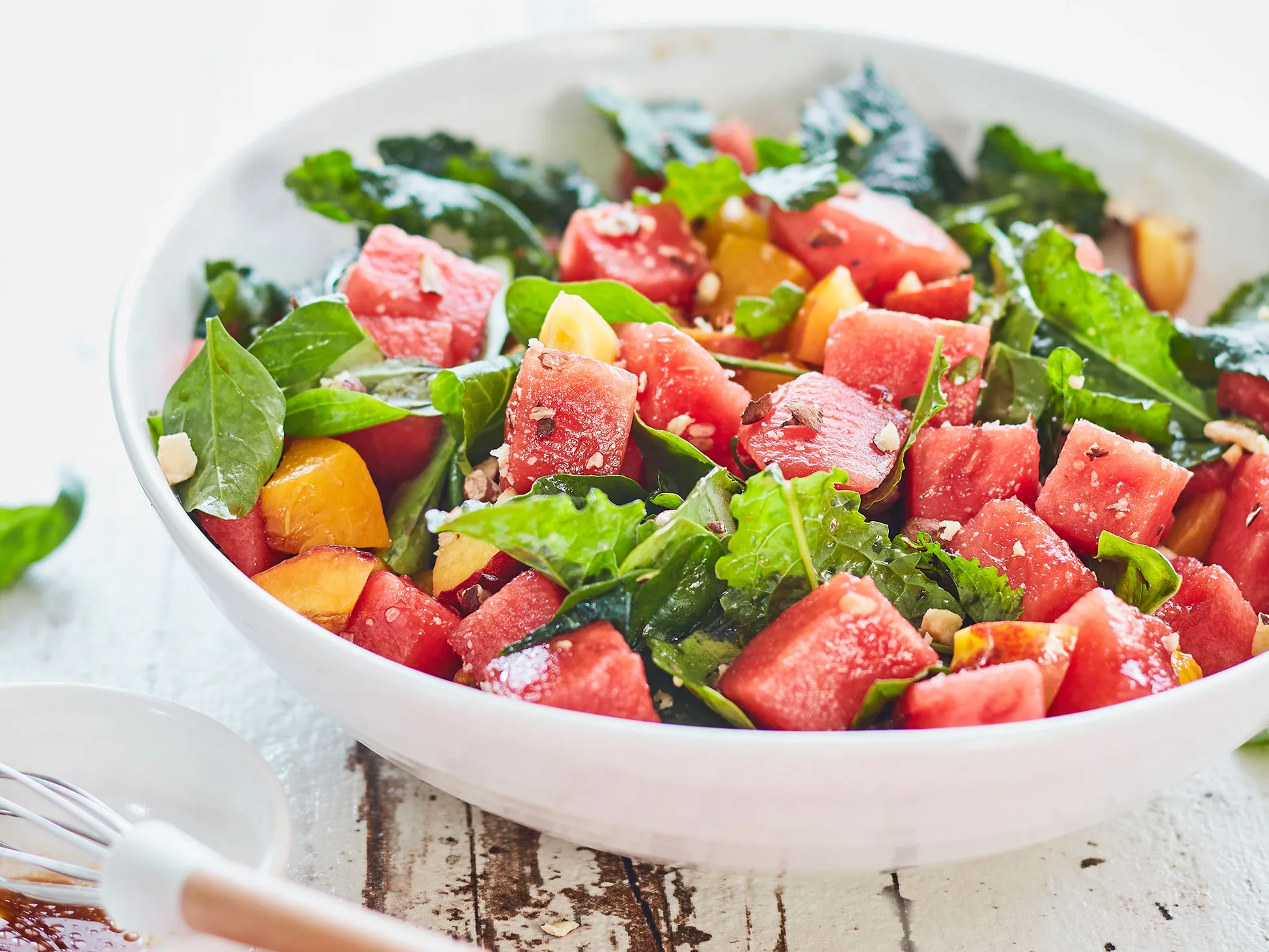 15 light and fresh salads that are perfect for summer