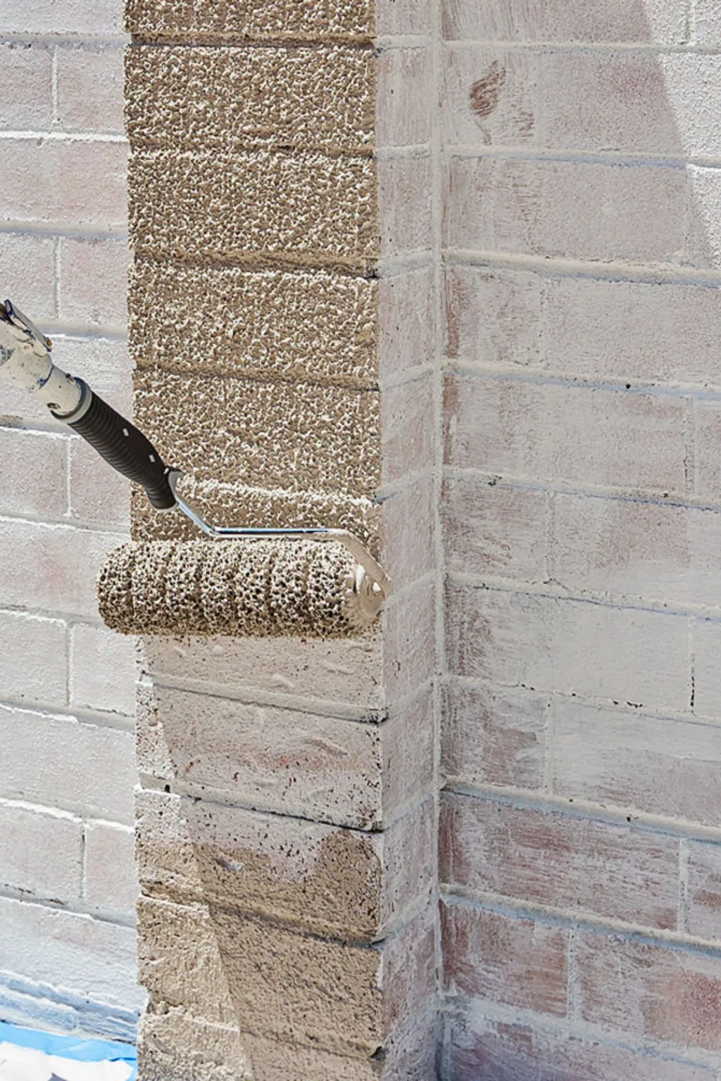 6 easy steps to paint a plain brick wall | Better Homes and Gardens