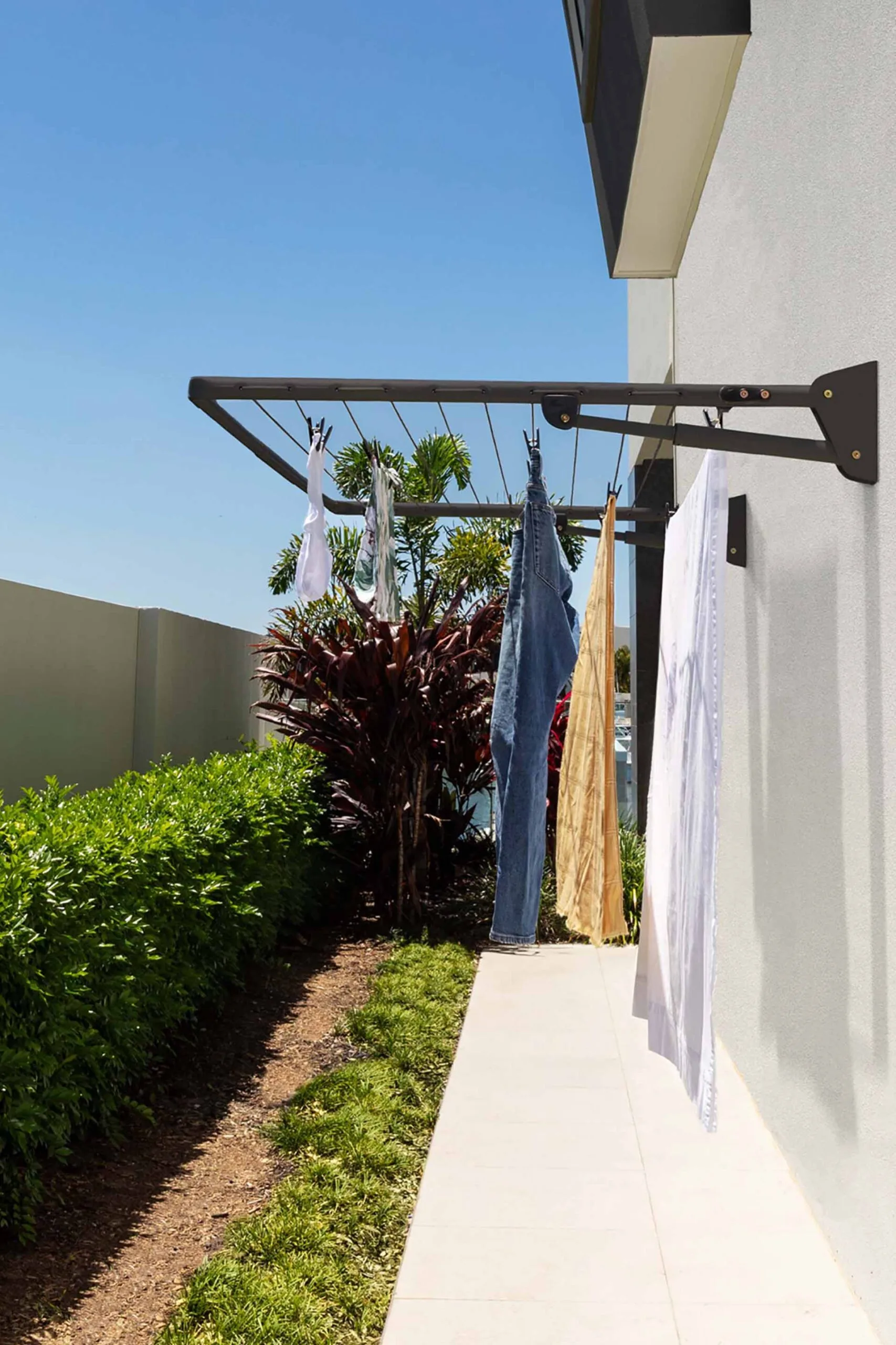 8 hacks to dry laundry quickly (even in bad weather) | Better Homes ...