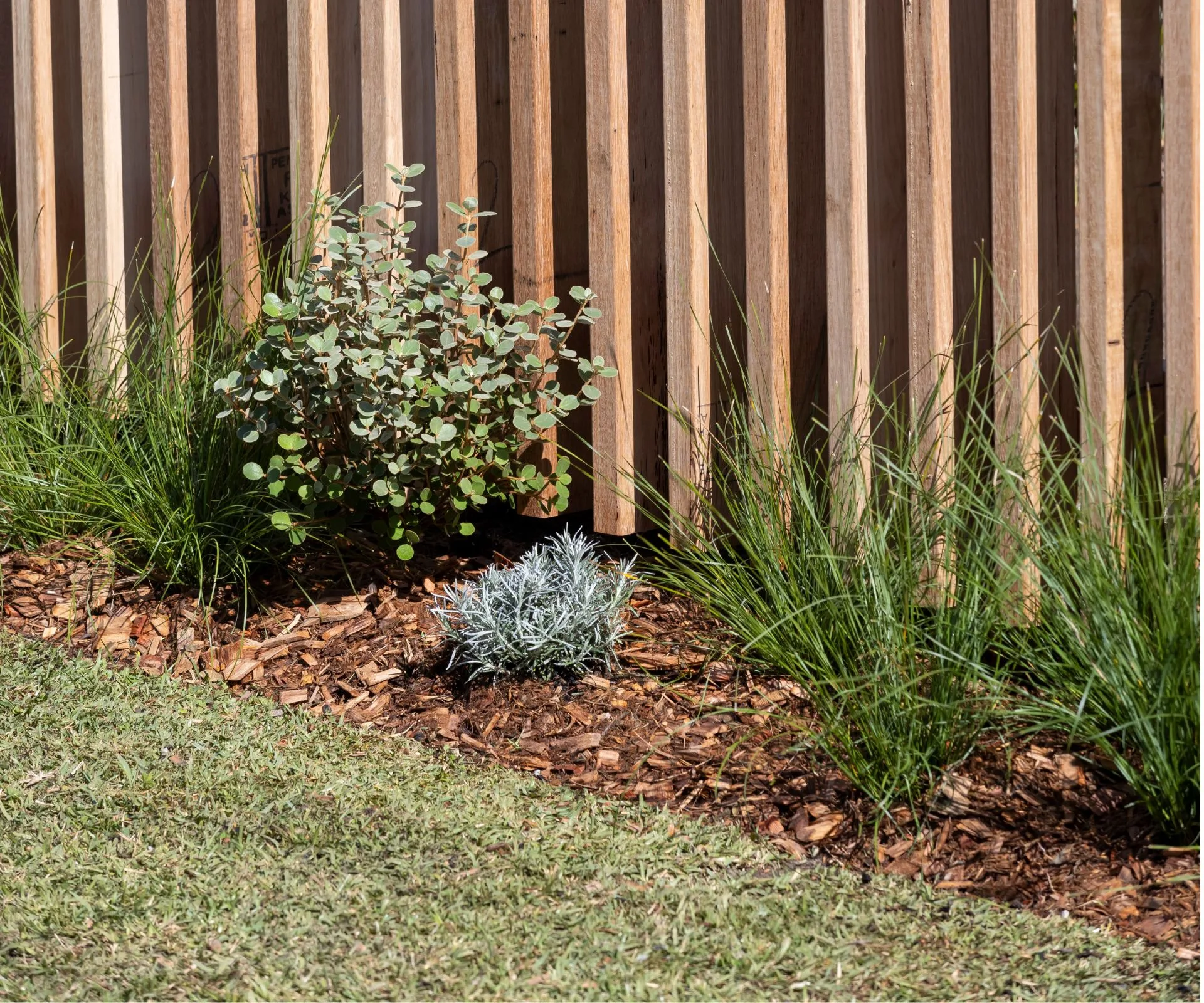 Front of house landscaping ideas: 11 ways to upgrade your garden ...
