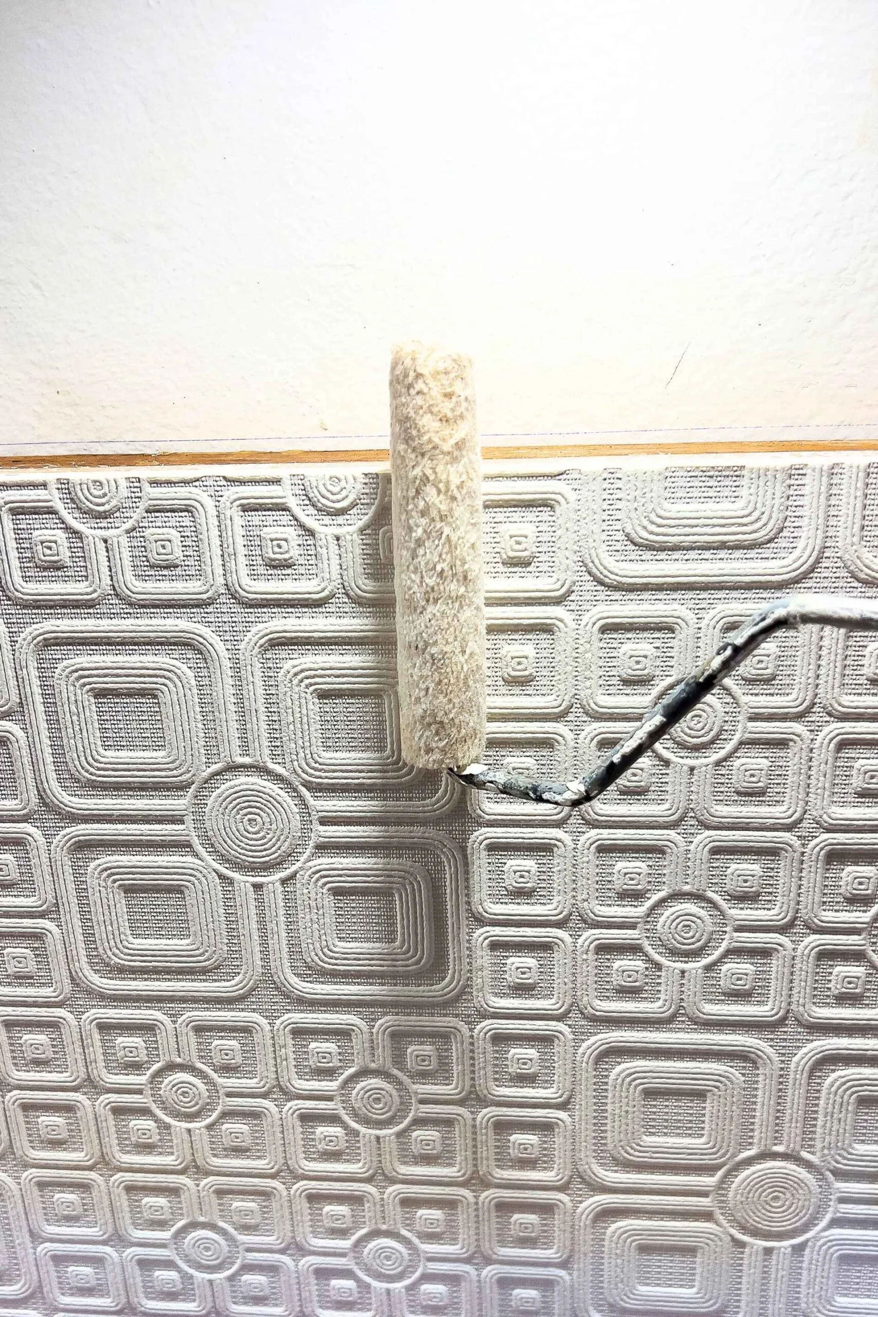 Paintable wallpaper: Affordable ways to upgrade your space - Better ...