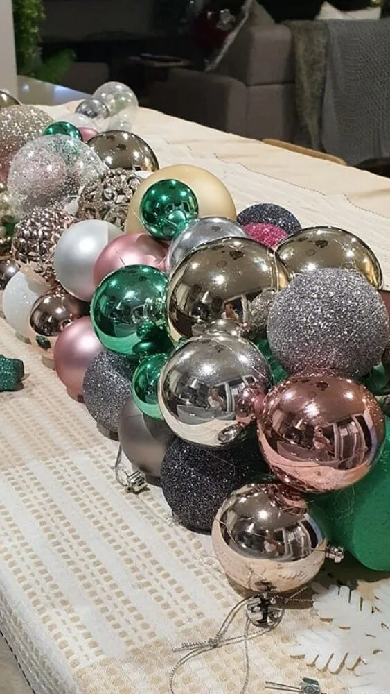 $2 pool noodle Kmart hack for perfect Christmas wreaths