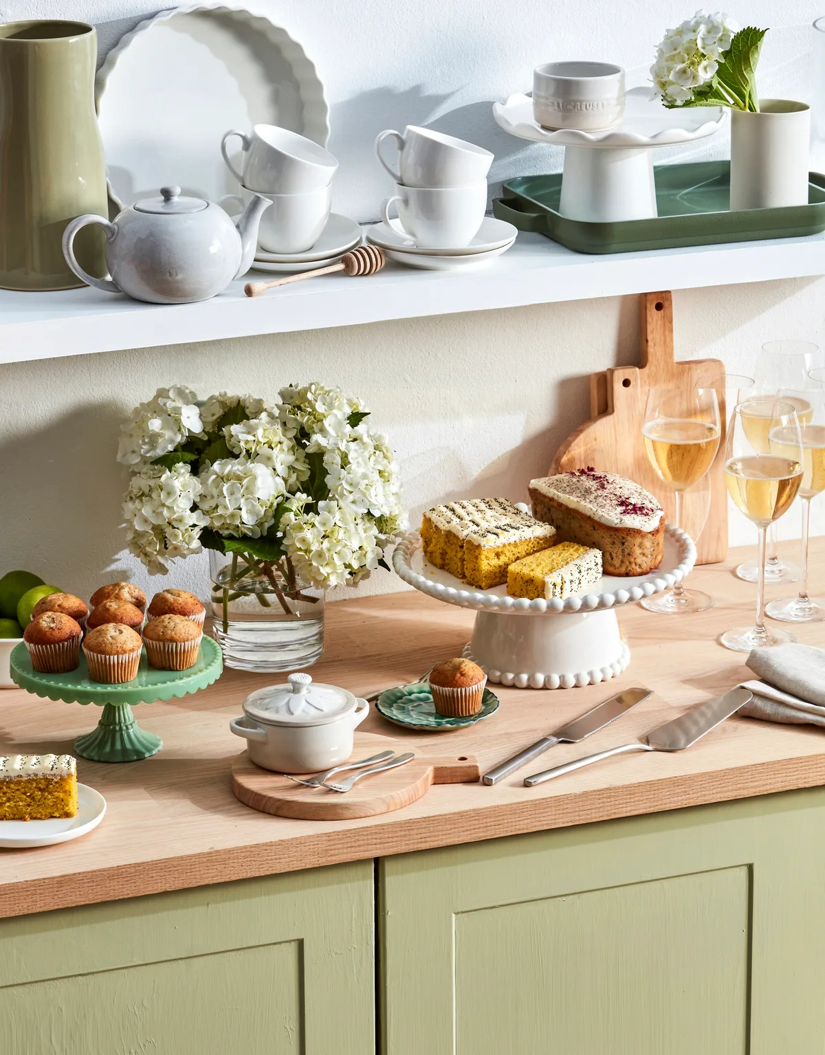 4 dinner party table set ups to ace your summer hosting | Better Homes ...