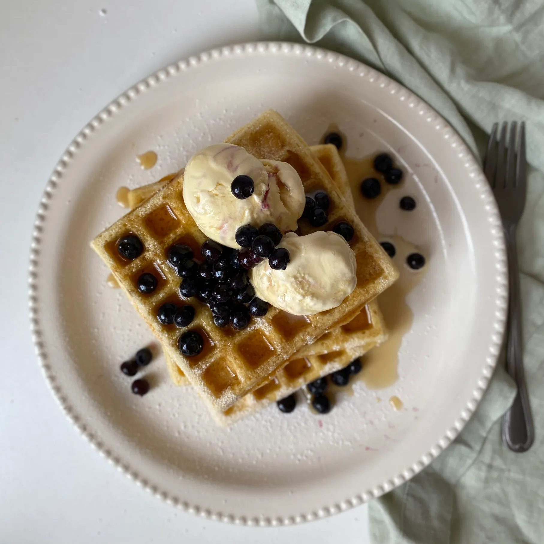 The easiest waffle recipe for breakfast in under 10 minutes - Better ...