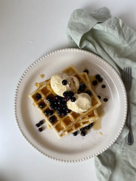 The easiest waffle recipe for breakfast in under 10 minutes - Better ...
