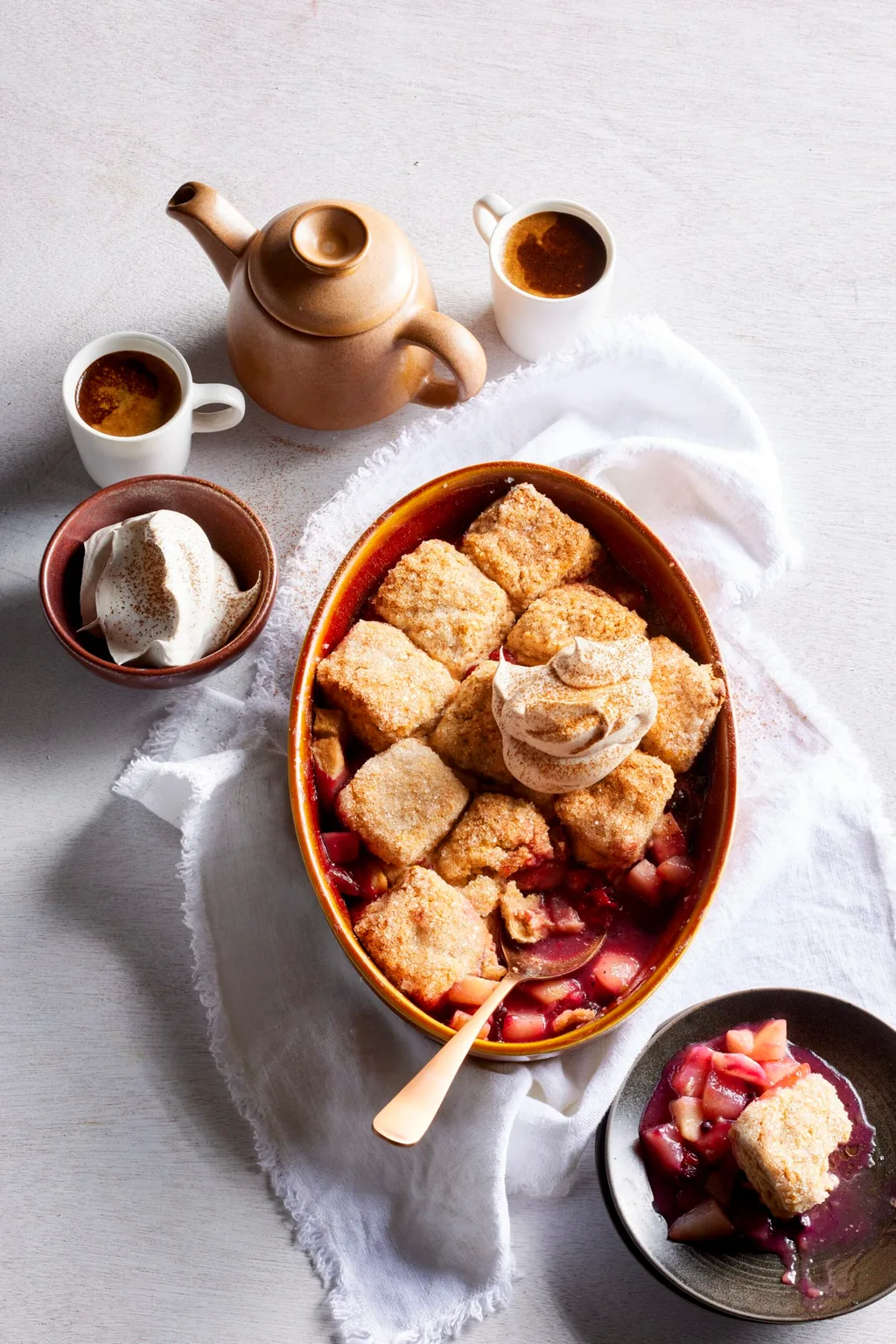 Transform winter fruits into a comforting dessert with this pear and ...