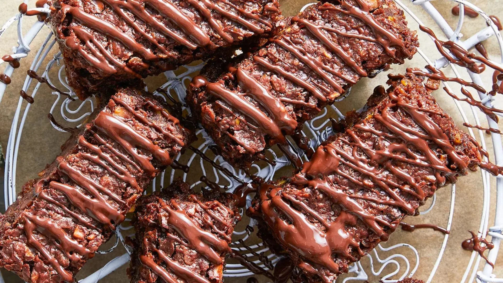 21 guilt-free snacks to satisfy your late night cravings - Better Homes ...