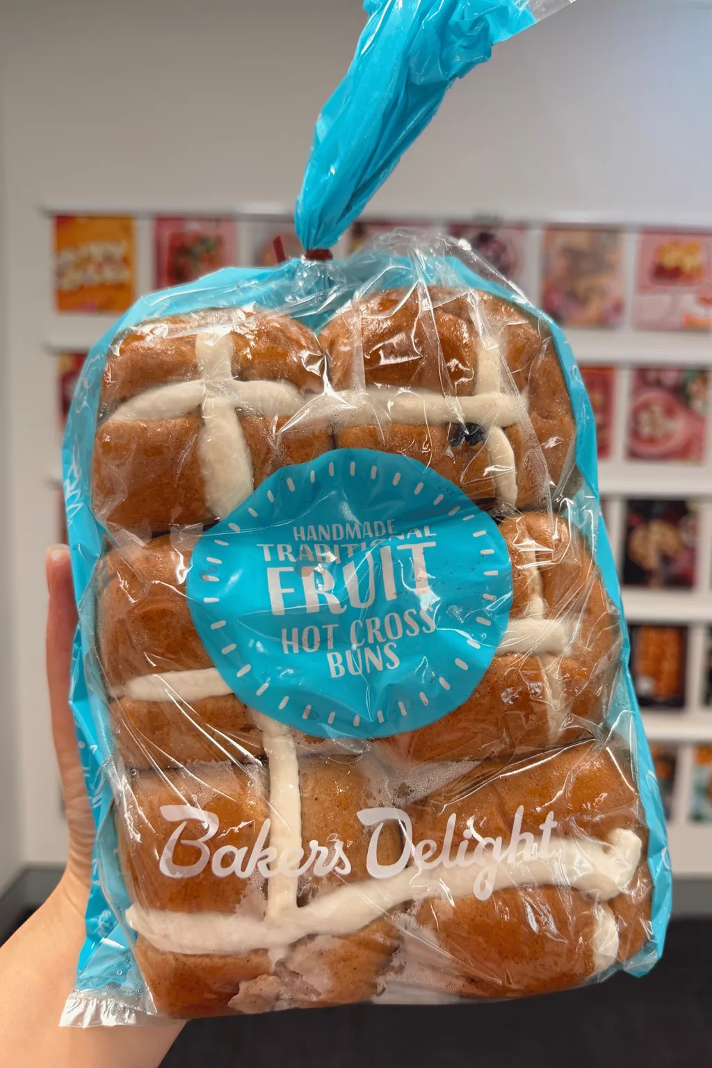 Australian supermarkets vs Bakers Delight: Which hot cross buns are ...