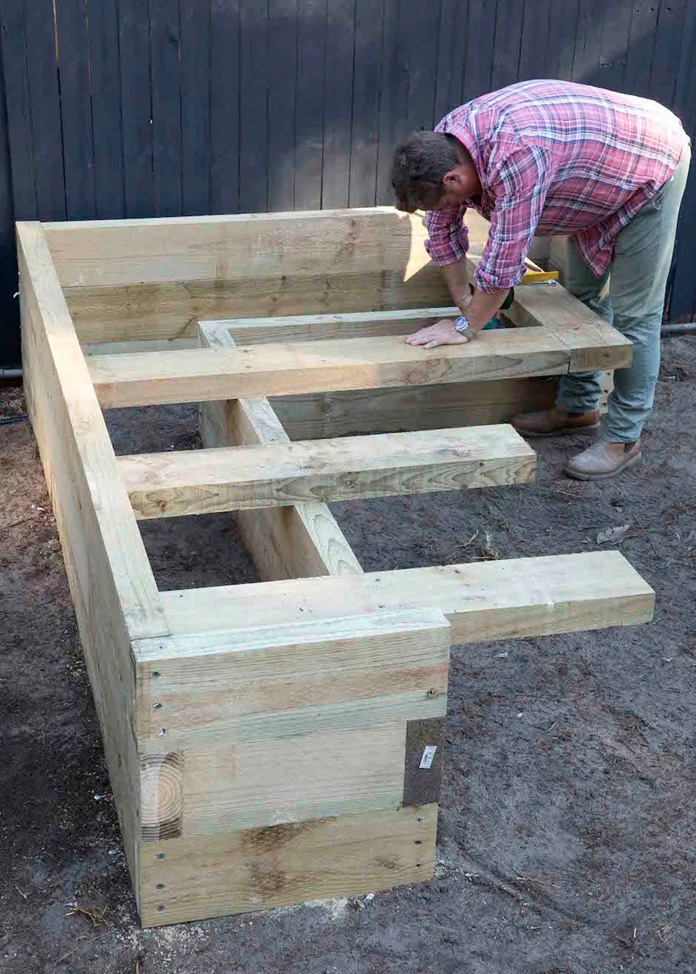 How to build a bench seat and planter box