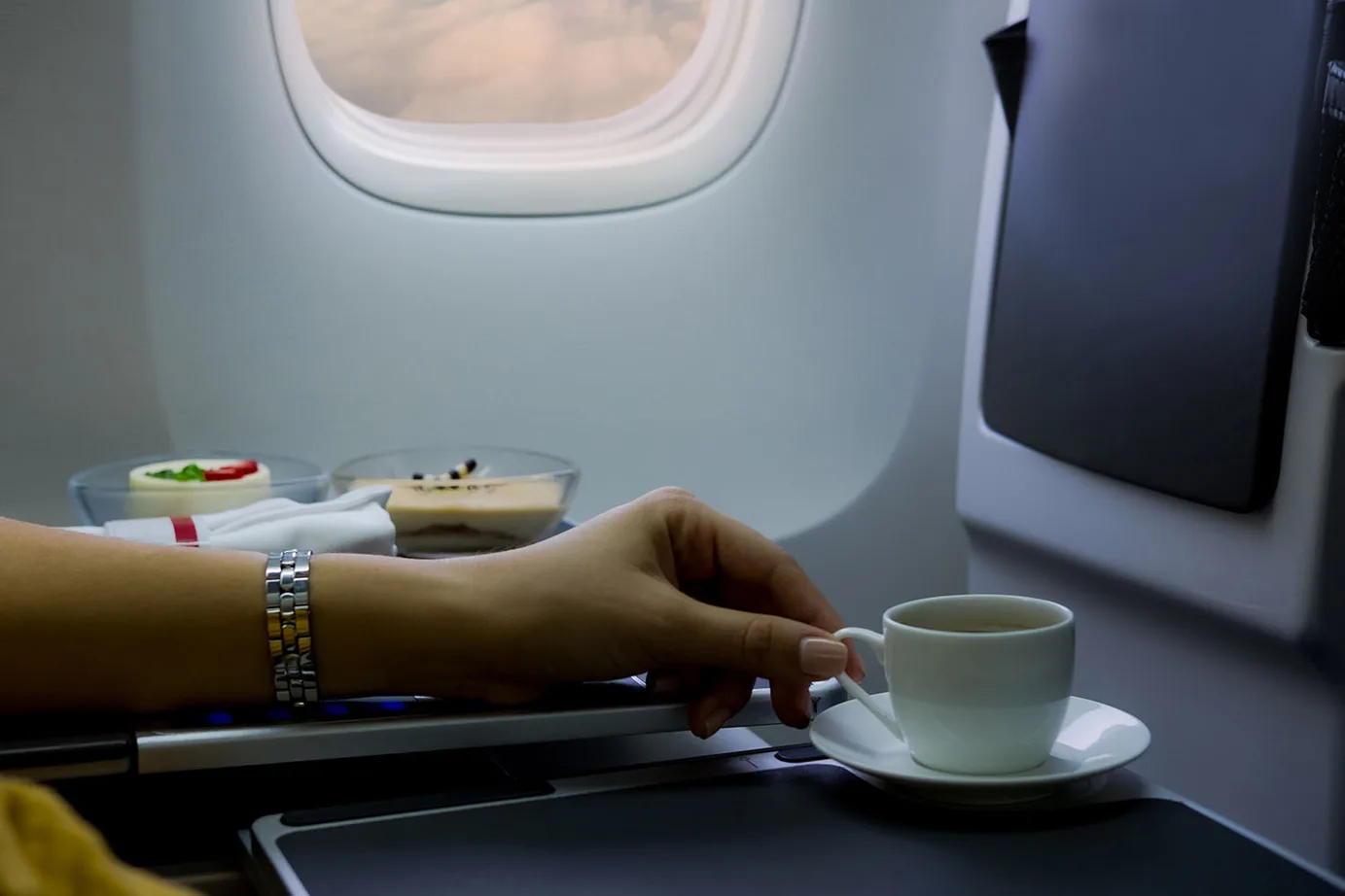The DISGUSTING reason why you shouldn’t drink coffee on a flight ...