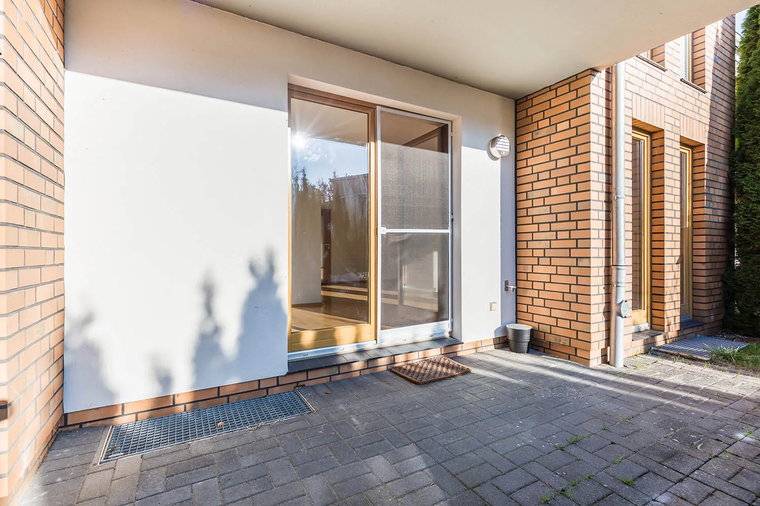 Rendering a house: before and after photos