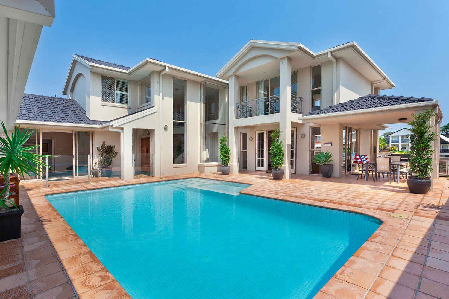 Rendering a house: before and after photos