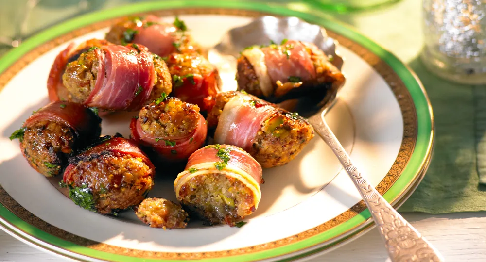 Maple-glazed stuffing balls - Better Homes & Gardens Australia