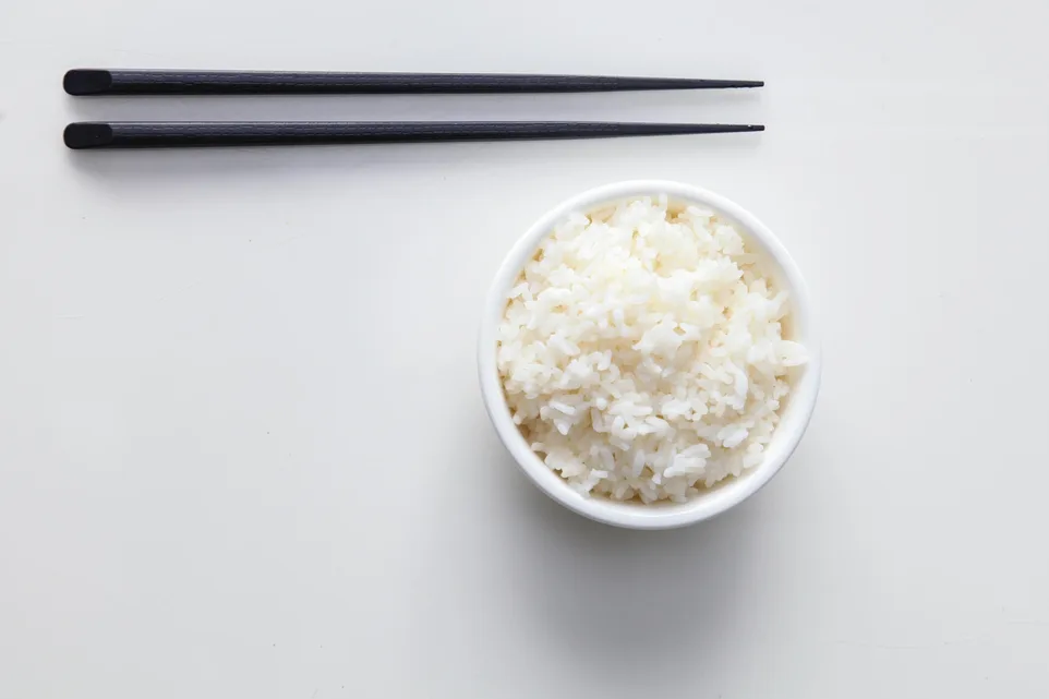 How long does cooked rice last in the fridge?