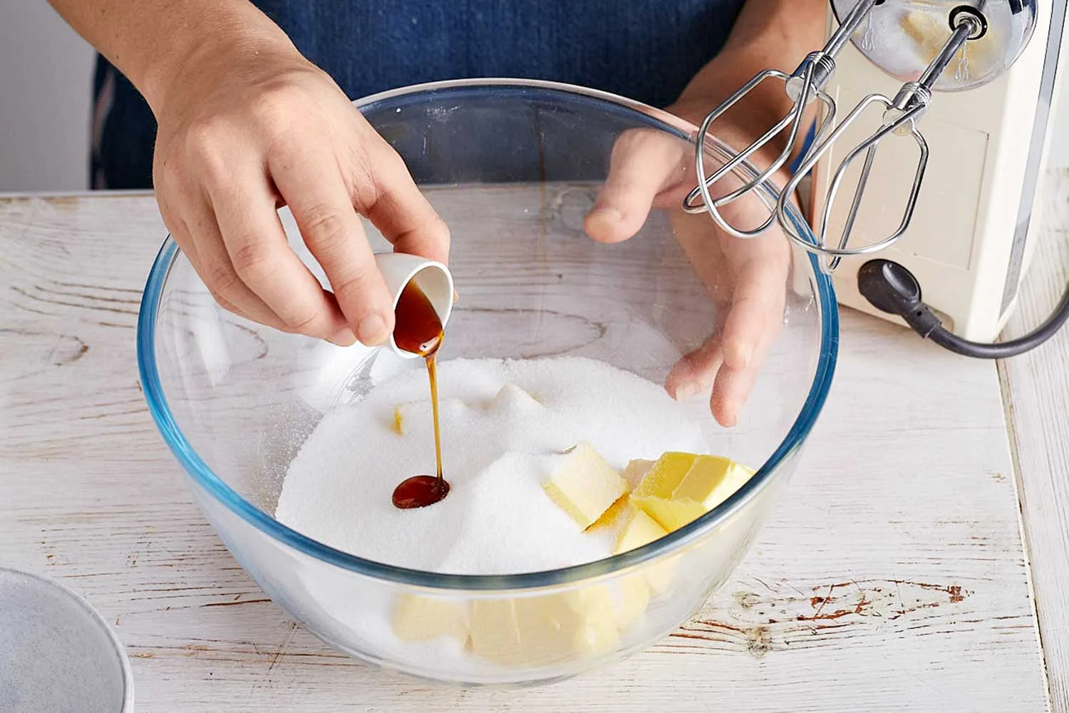 Easy Step-by-Step Guide to Making Lamingtons - Better Homes & Gardens ...