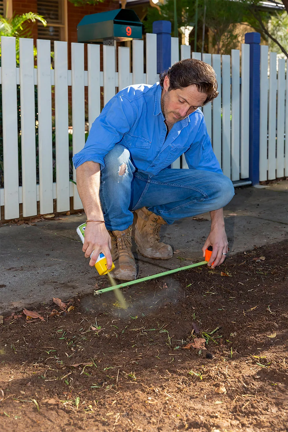 Charlie Albone's Guide to Native Verge Gardens