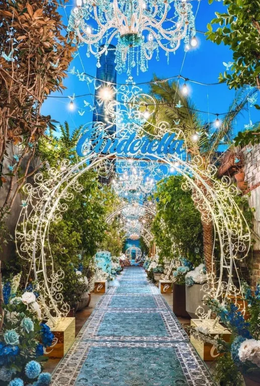 Disney's Cinderella themed garden at The Grounds is magical | Better ...