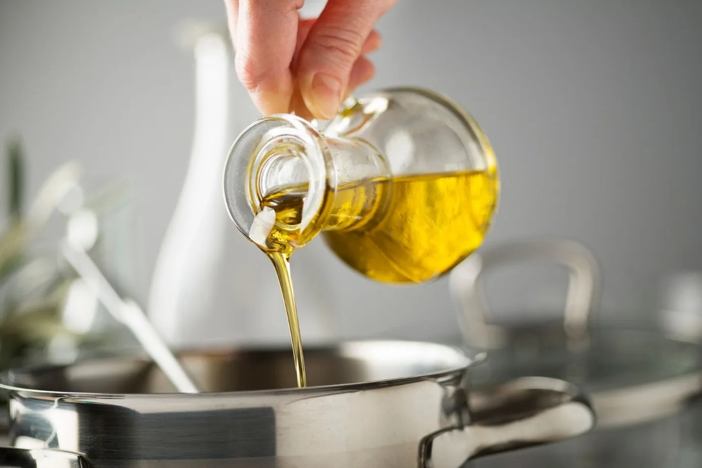 Olive Oil Substitute: 8 Olive Oil Alternatives
