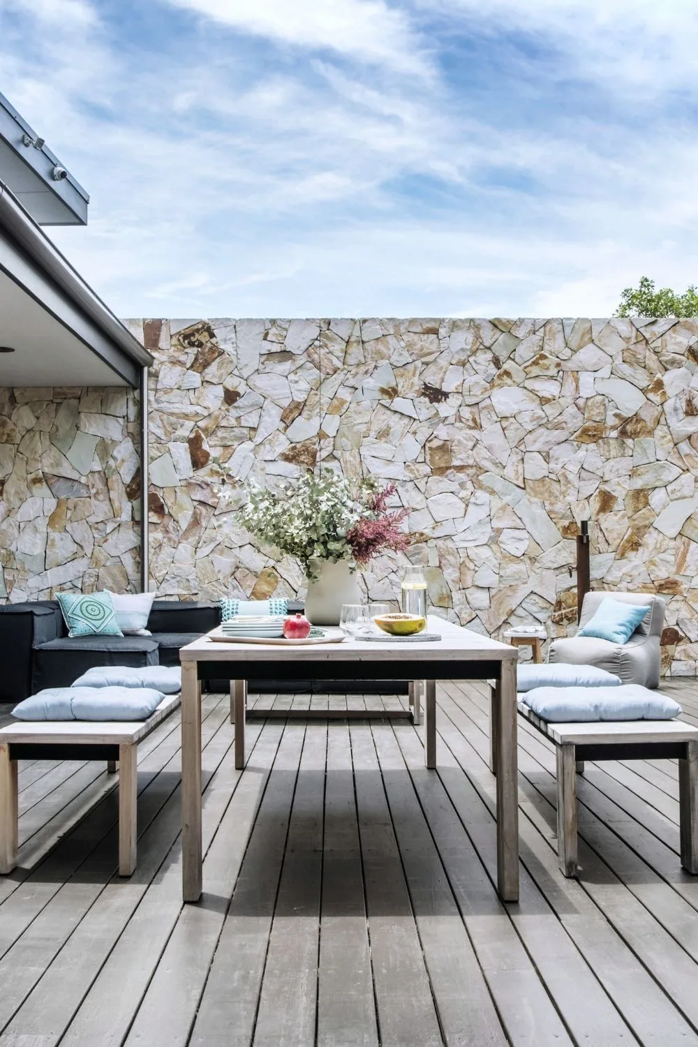 How to restore a deck | Better Homes & Gardens Australia