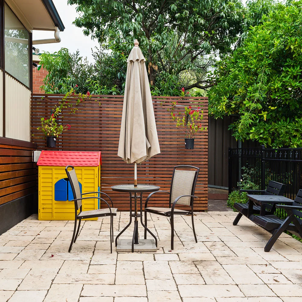 How to build an outdoor gabion table settting