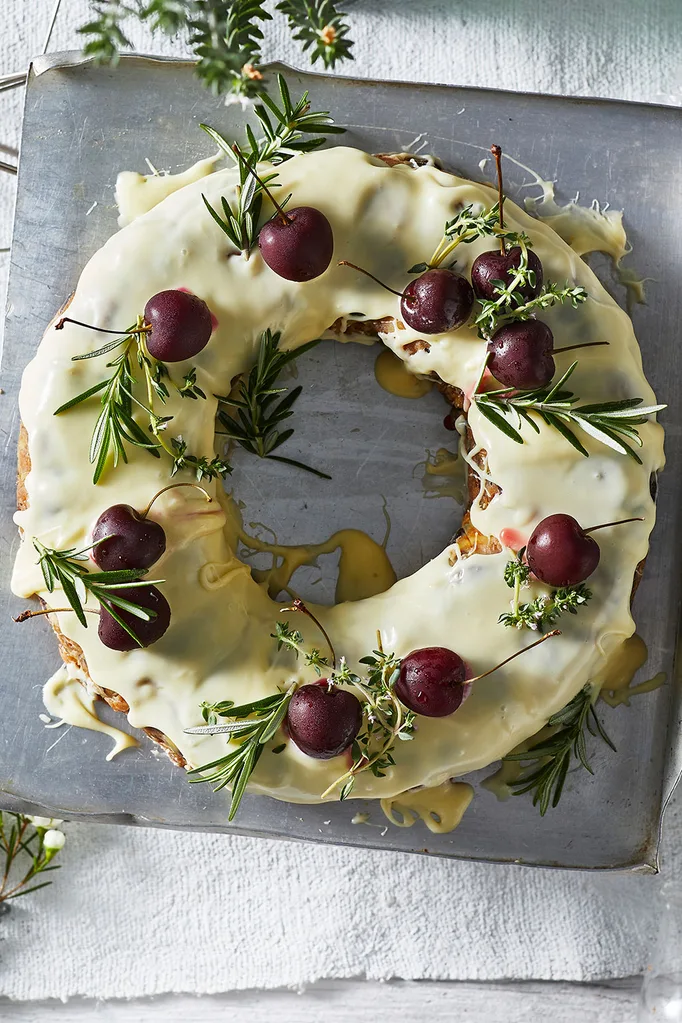 10 edible show-stopping wreaths to bring to Christmas lunch - Better ...