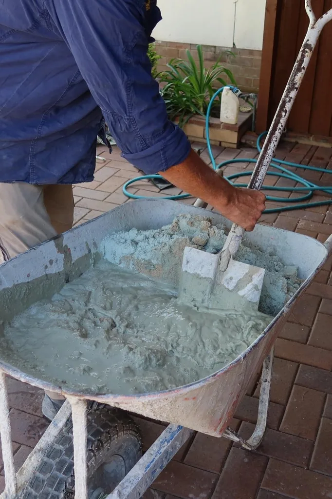 How to build a breeze block wall | Better Homes & Gardens Australia