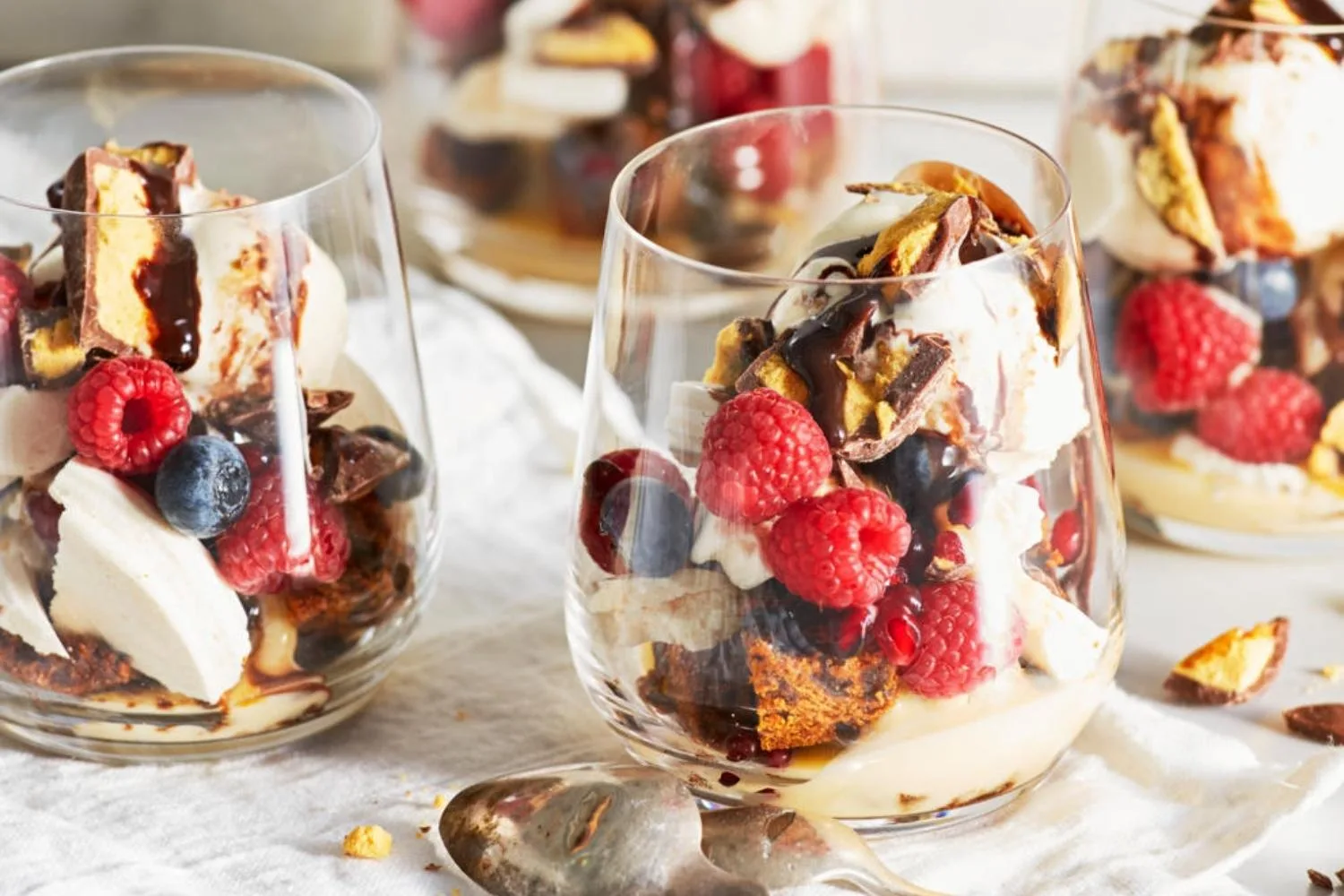 Boxing Day sundae recipe Recipe | Better Homes & Gardens Australia
