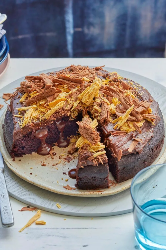 25 crowd-pleasing chocolate cake recipes