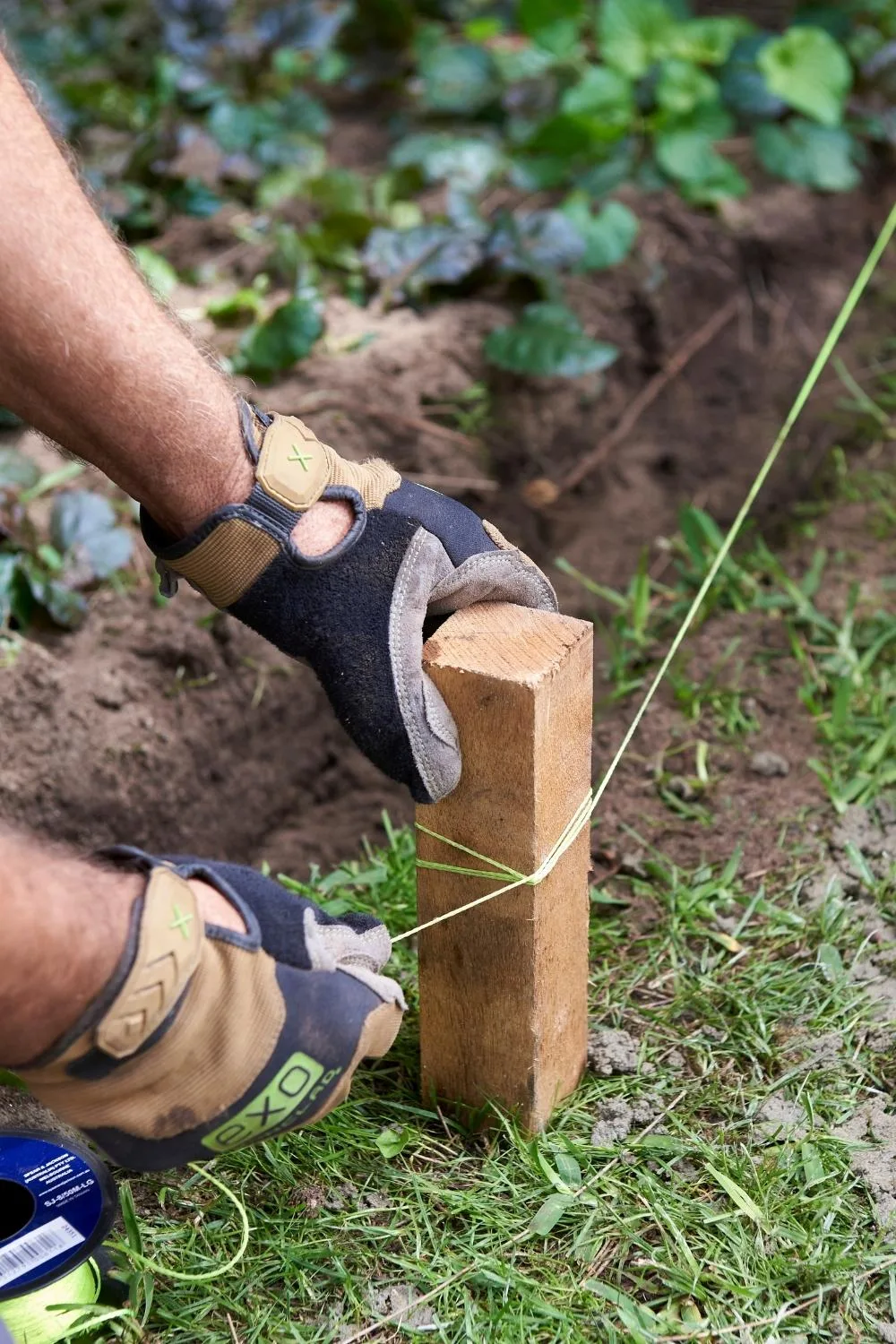 How to make saw-tooth brick garden edging