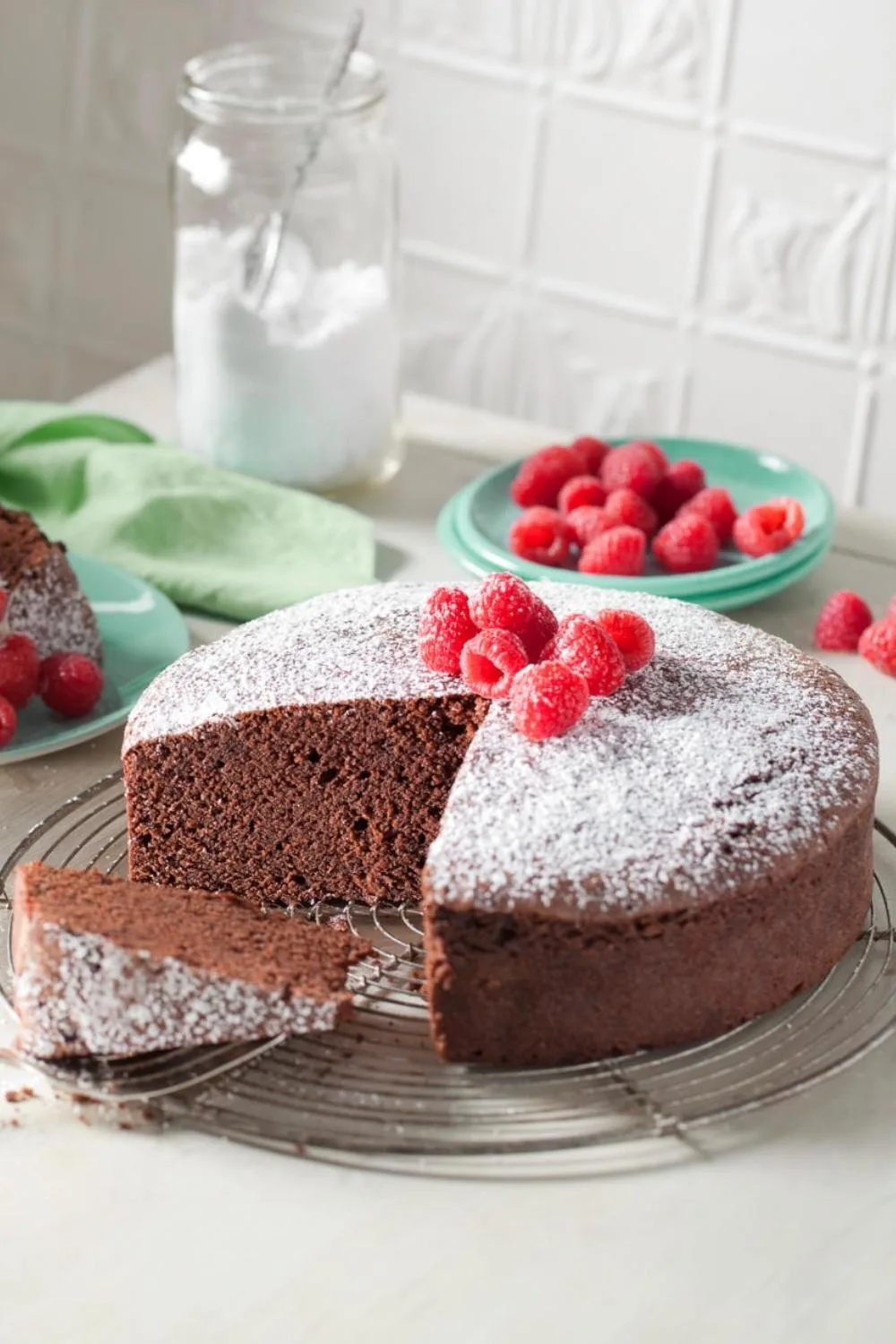 25 crowd-pleasing chocolate cake recipes