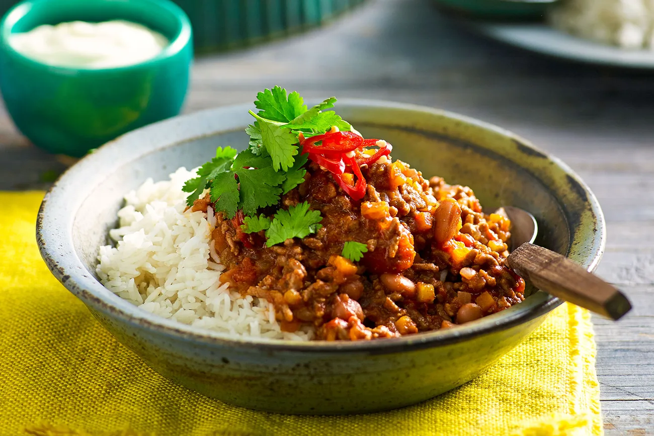 Spicy Chilli Con Carne: A Hearty Meal for Cool Evenings - Better Homes ...