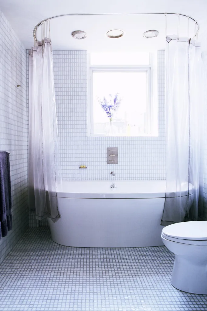 How to Clean Shower Grout: The Best Ways to Remove Mould