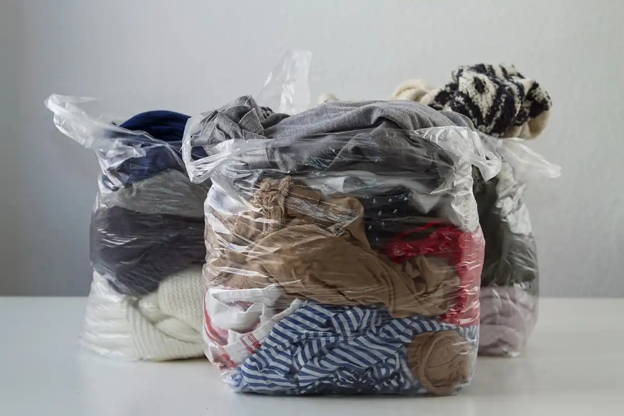 How to get rid of old clothes that can't be donated