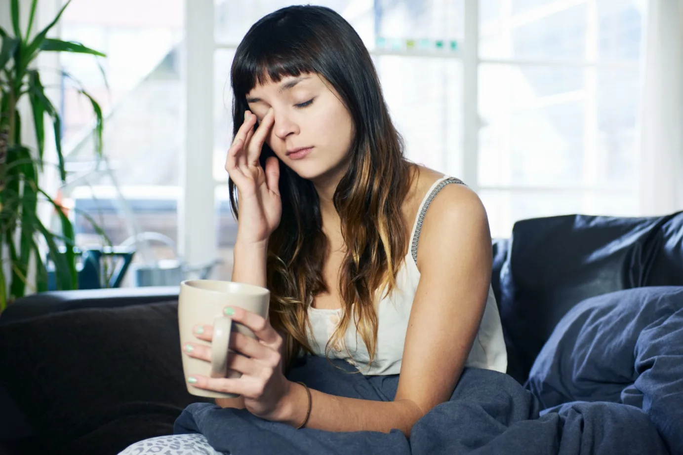 How to look less tired: simple tips to reduce baggy eyes and puffy skin ...
