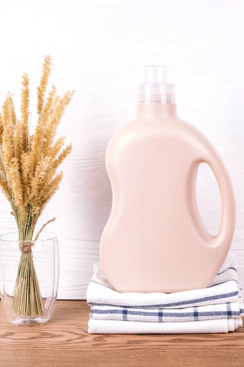 The common laundry mistake making your clothes crunchy