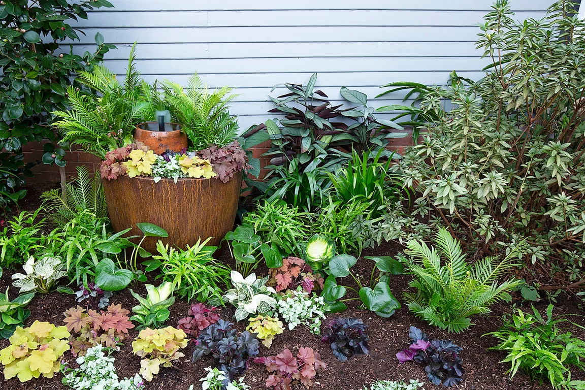 How to make a stunning multi level water feature | Better Homes ...