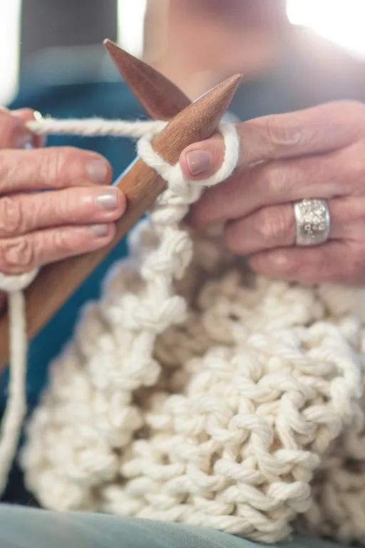 Where to download hundreds of free knitting patterns