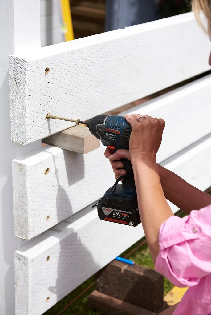 How to build a slatted privacy screen | Better Homes & Gardens Australia