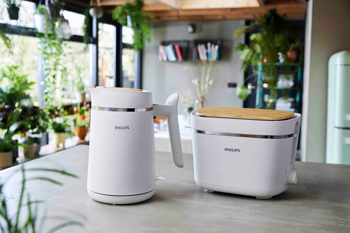 Win an Eco Collection 5000 Series Toaster and Kettle Set