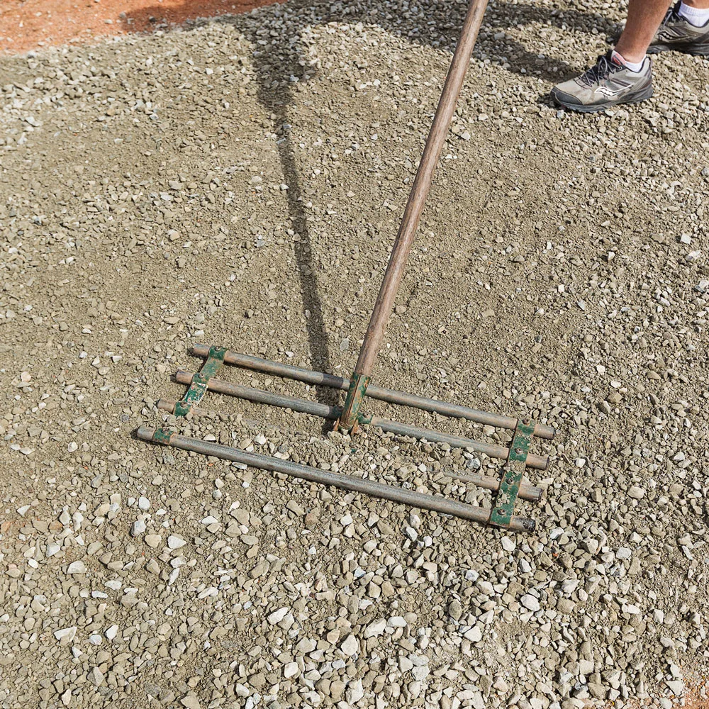 Paving 101: How to prepare the ground for laying pavers