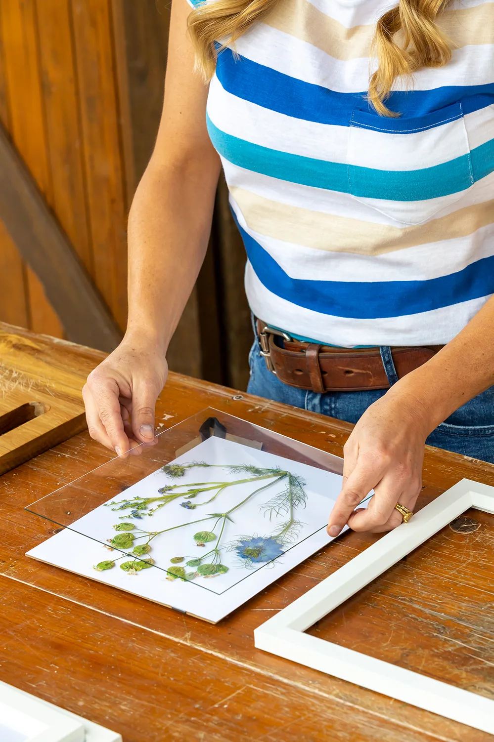 How To Press Flowers With A Microwave | Better Homes & Gardens Australia