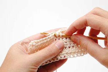 How To Half Treble Crochet (HTR) UK: A Step-by-Step Guide | Better ...