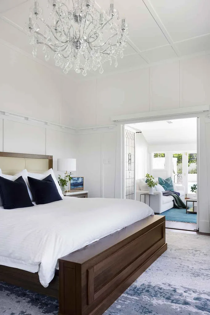 Simple Design Ideas for Luxurious Bedrooms