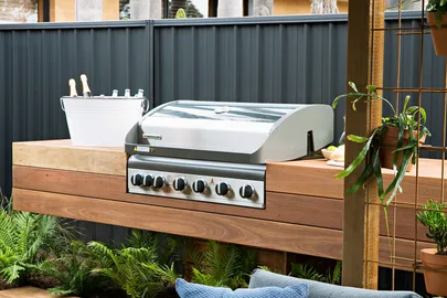 Six Built-In BBQ Ideas For The Outdoor Barbecue Lover