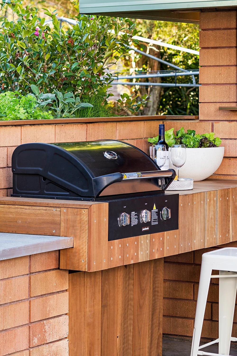 Six Built-In BBQ Ideas For The Outdoor Barbecue Lover