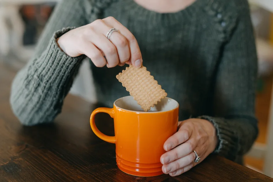 How To Properly Dunk a Biscuit In Tea | Better Homes & Gardens Australia