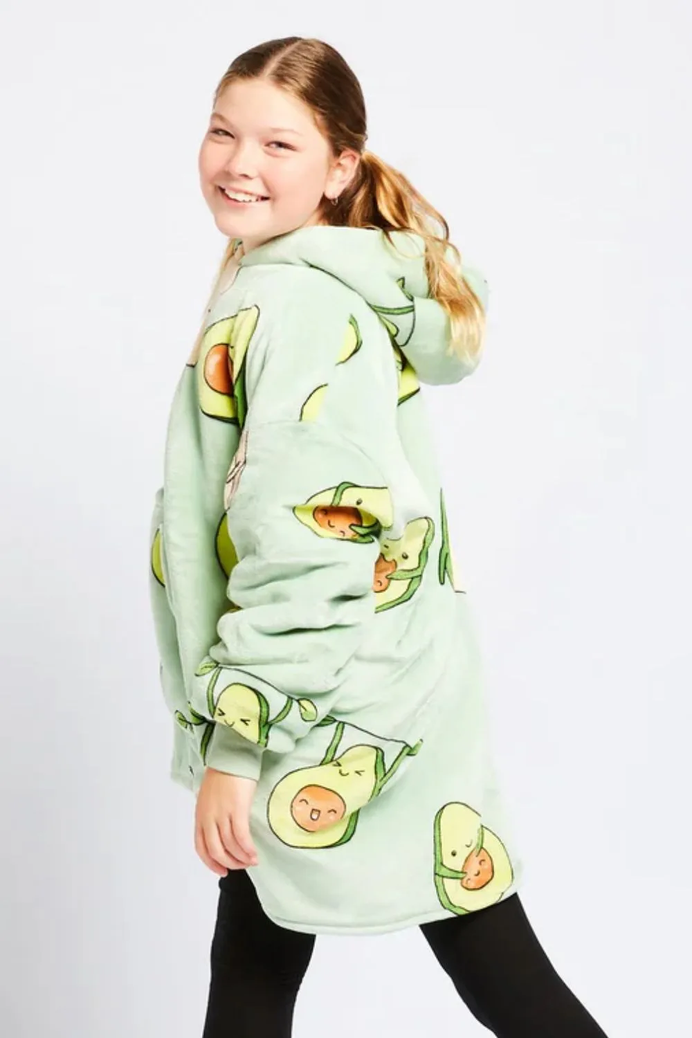 7 Best Kids Oodies And Hooded Blankets For Winter 2023
